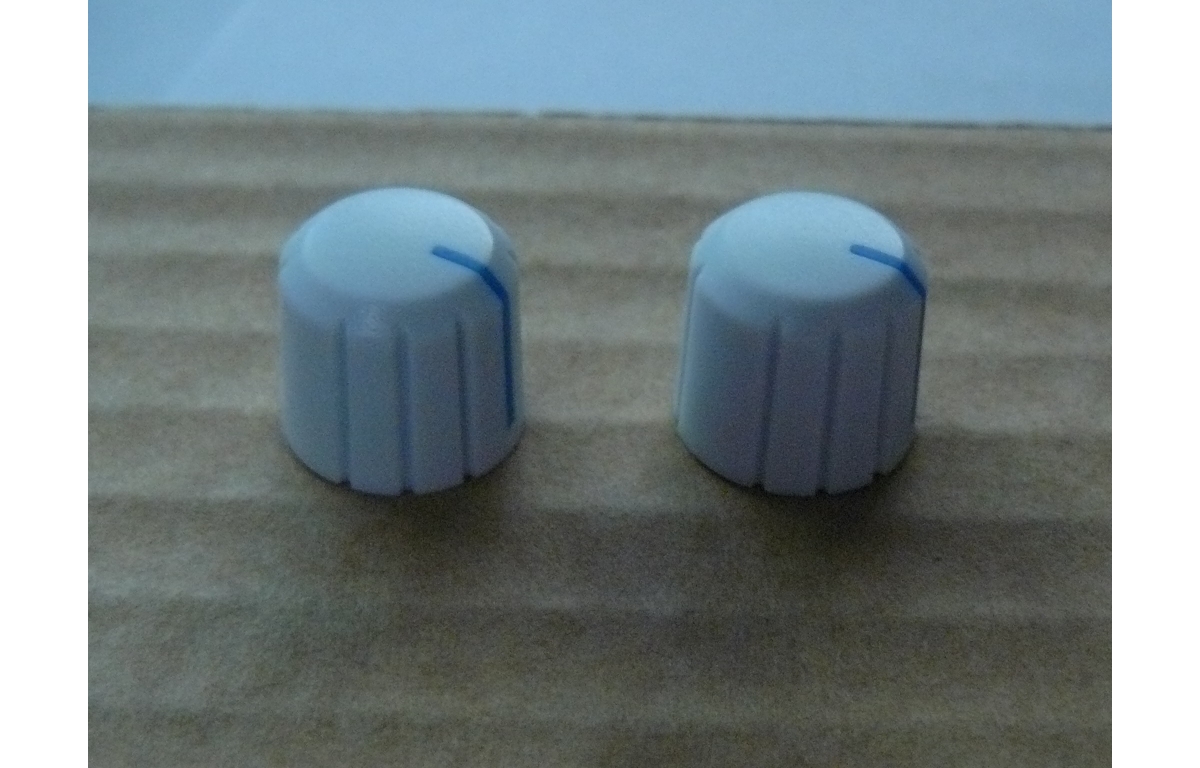 (2 of) White with Blue Potentiometer Knob - 15mm - Buy Potentiometer ...