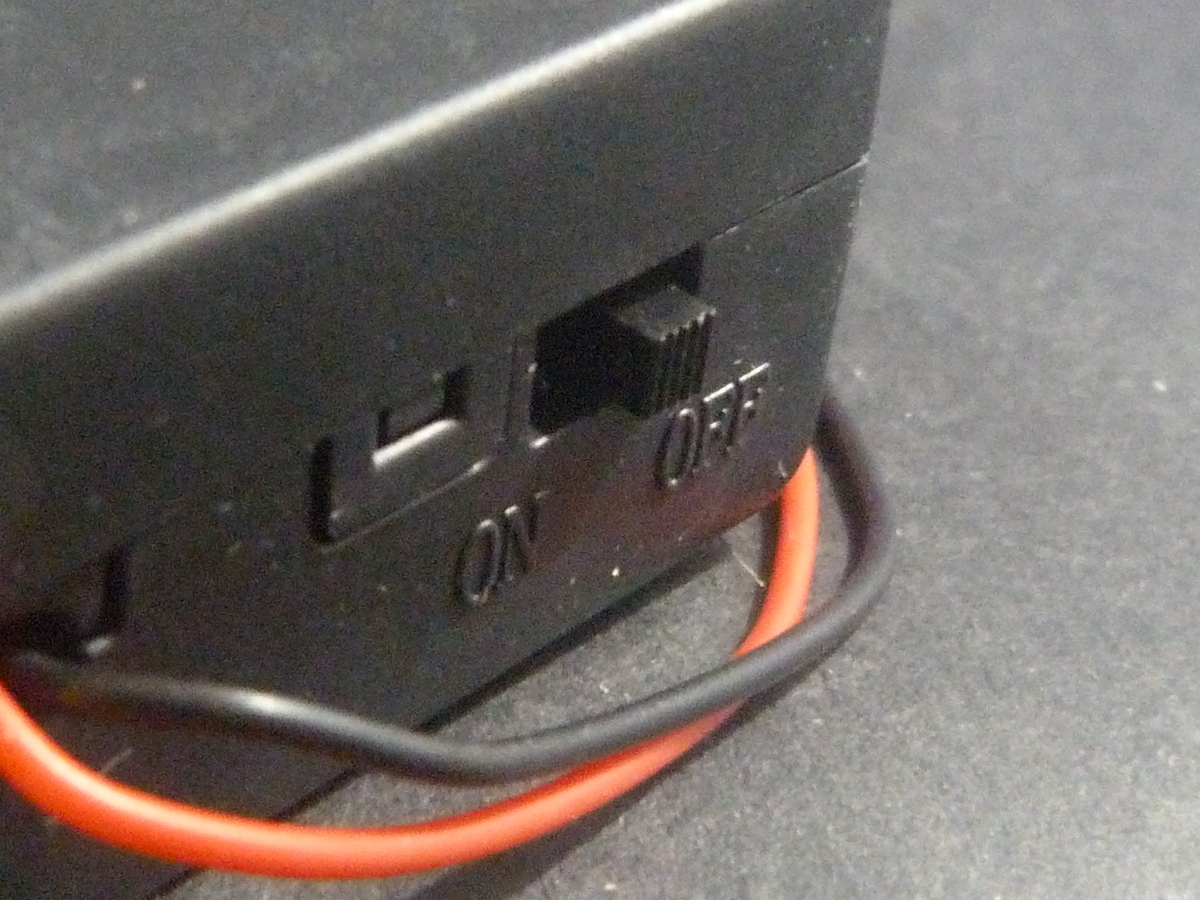 18650 (etc) 2 Cell Series Lithium Ion Holder with Lid and Switch - Buy ...