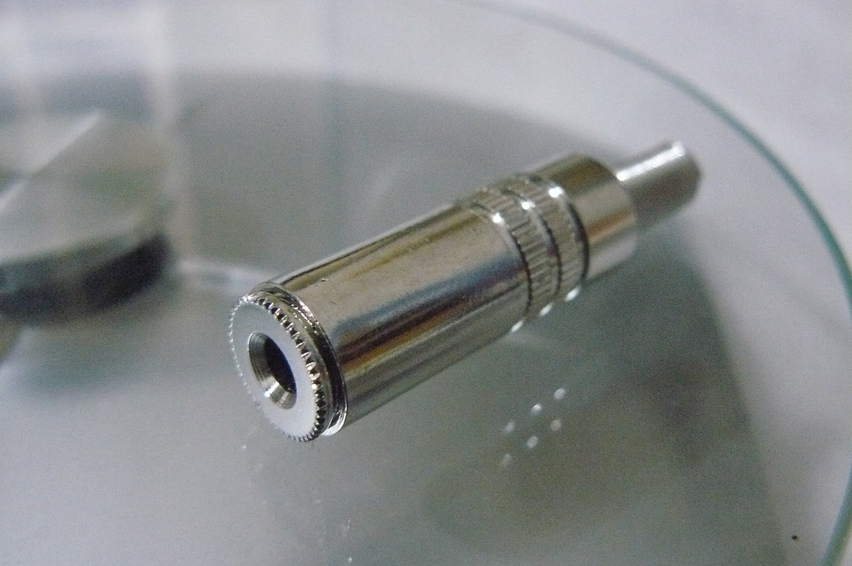 3.5mm Stereo Headphone Wire Line Cord Socket - Metal - Buy 3.5mm Audio ...