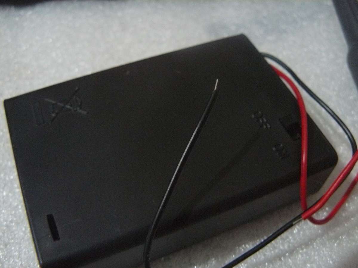 AA Battery 3 Cell Series Holder with Lid, Screw and Switch - Buy ...