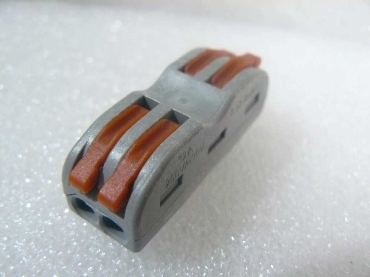 Screwless Wire Joiner - Lever Lock - Back To Back 2 Wire-Pairs - Buy ...