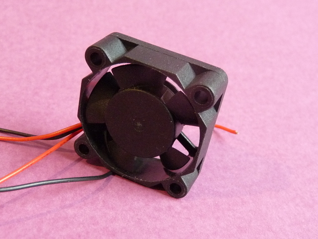 Axial Fan - 12v - 3010 Fan - 30mm x 30mm x 10mm Thick - Common Extruder ...