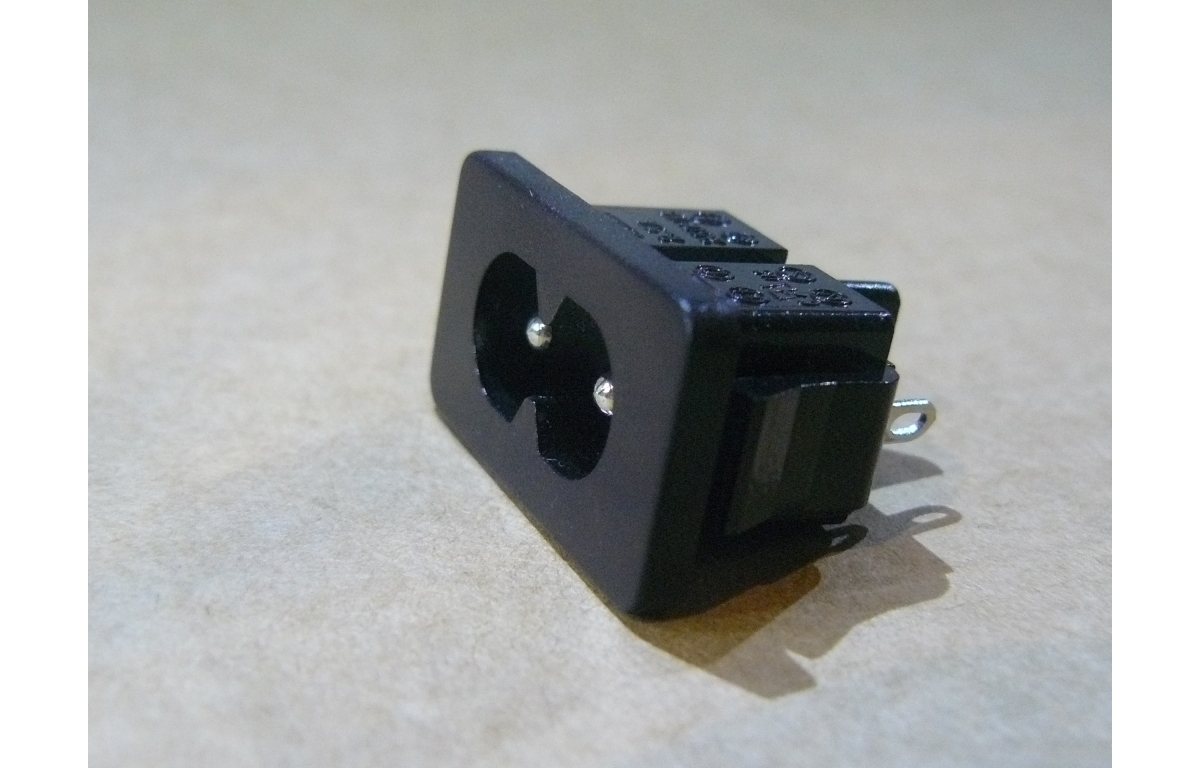 IEC C8 Figure-8 Socket - Buy Sockets - Gogo:Tronics Hobby Electronics ...