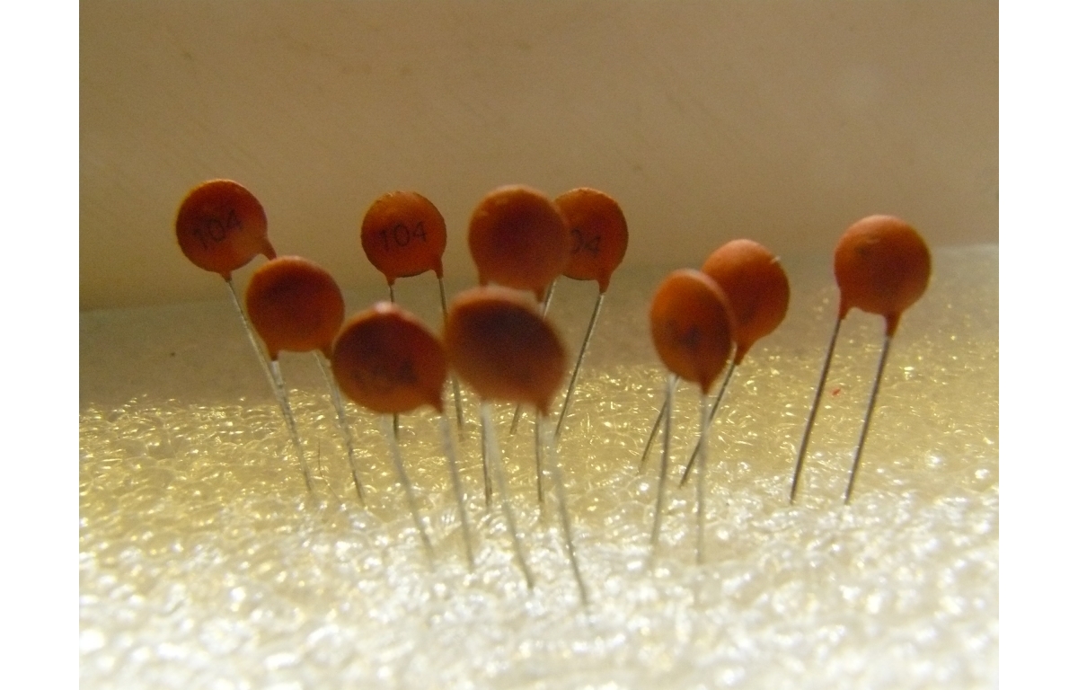 (10 of) 100nF Capacitor Ceramic - Buy Passive & Discrete Components ...