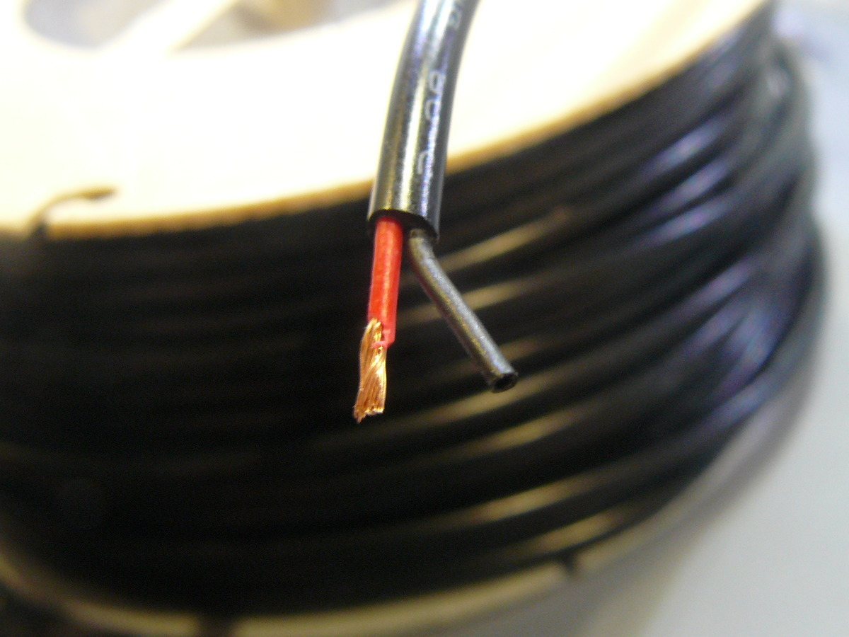 Twin Core Wire Double Insulated Cable 20AWG Per 50cm - Buy 20 AWG ...